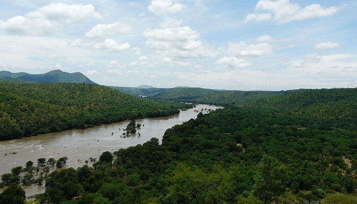River Suvarnamukhi